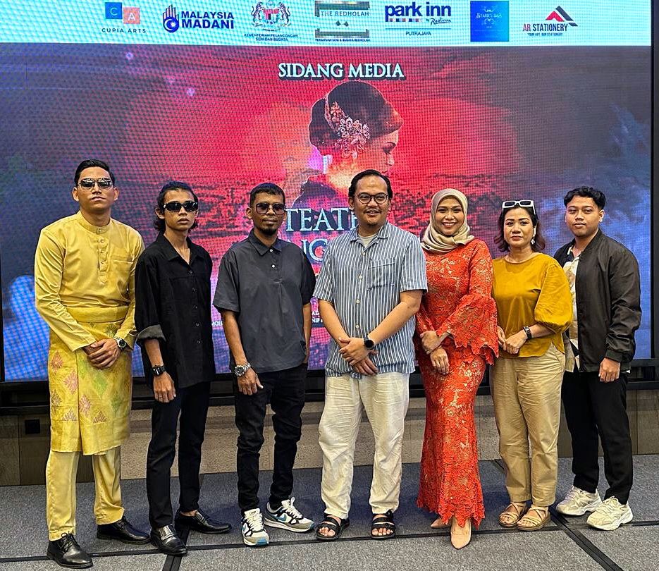 Teater Dang Anum (The Untold Story) Ketengahkan Fakta Sejarah Sebenar ...